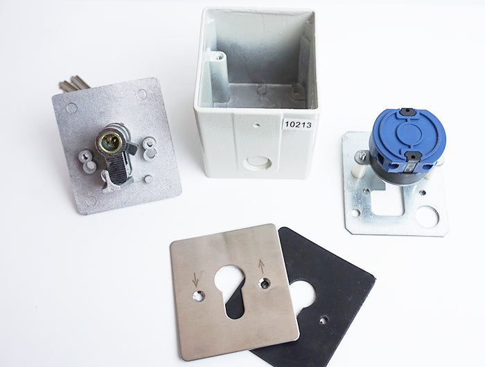 2X Geba Equivalent Roller Shutter Key Switch IP54-16amp Keyed Alike ...